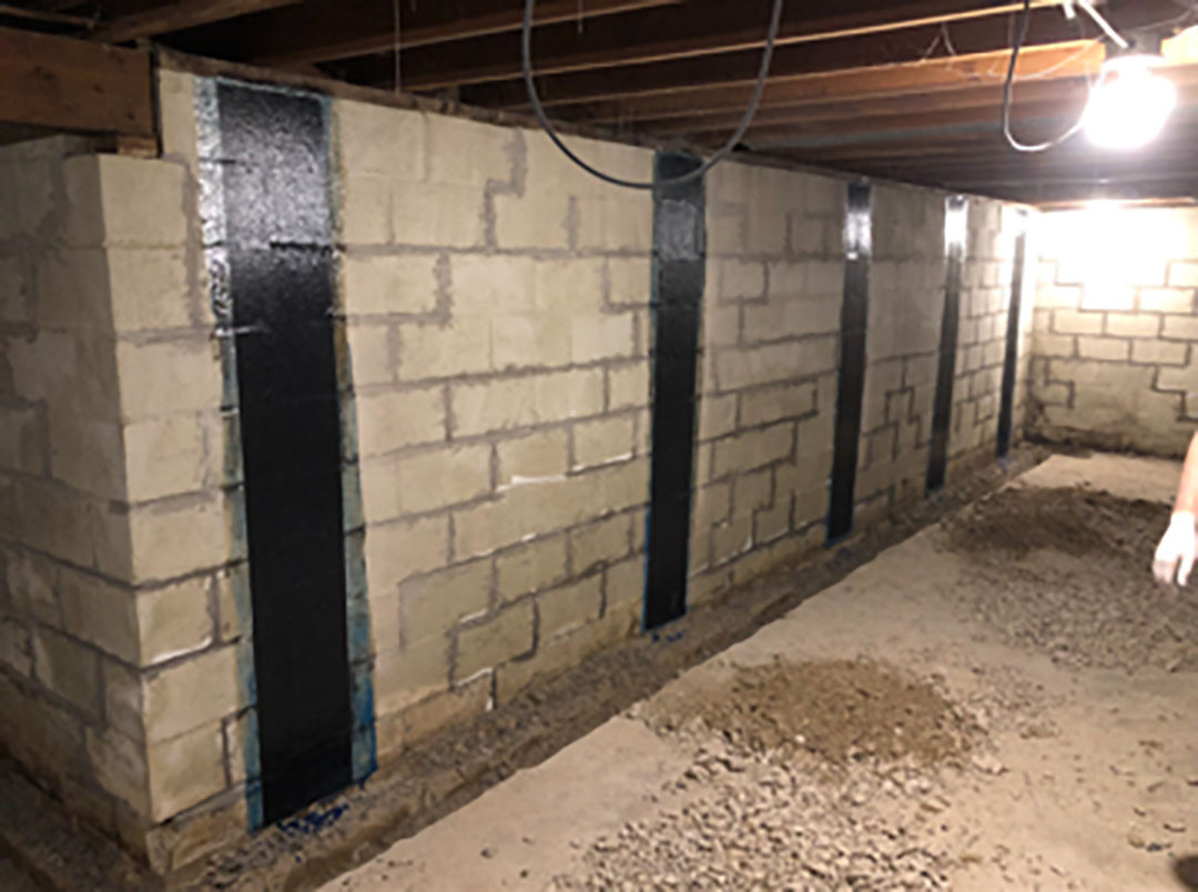 Bowing Walls | Family Waterproofing